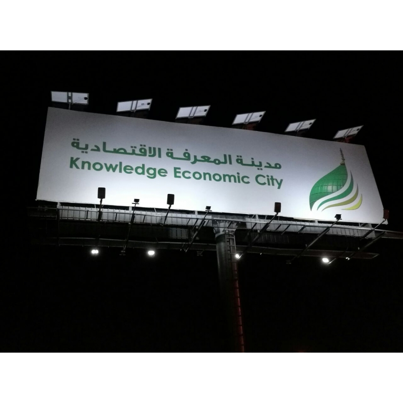 Rechargeable Solar Flood Light Solar advertising billboard lighting ...
